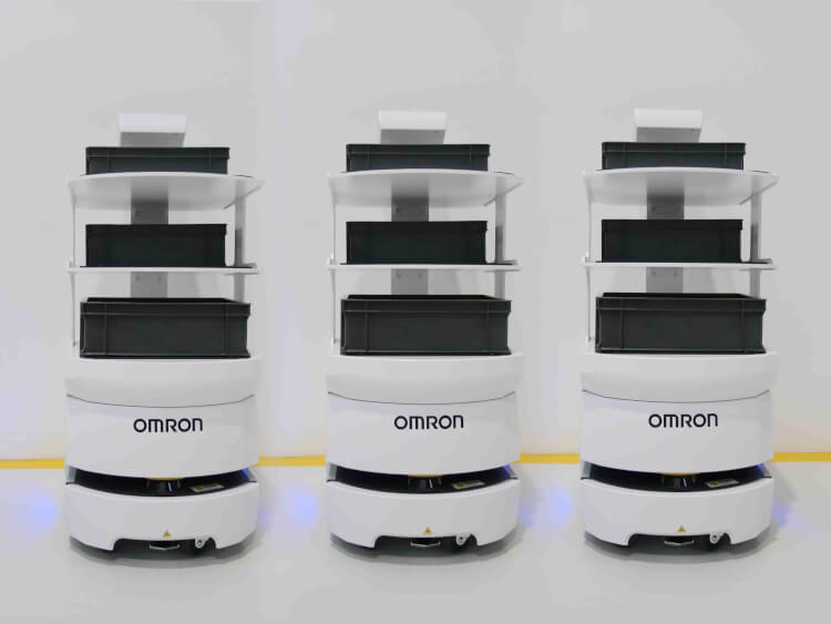 Conveyor robot | Omron, Danmark